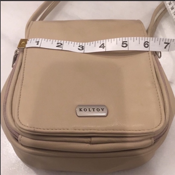 Koltov | Bags | Koltov Beige Small Crossbody Purse | Poshmark